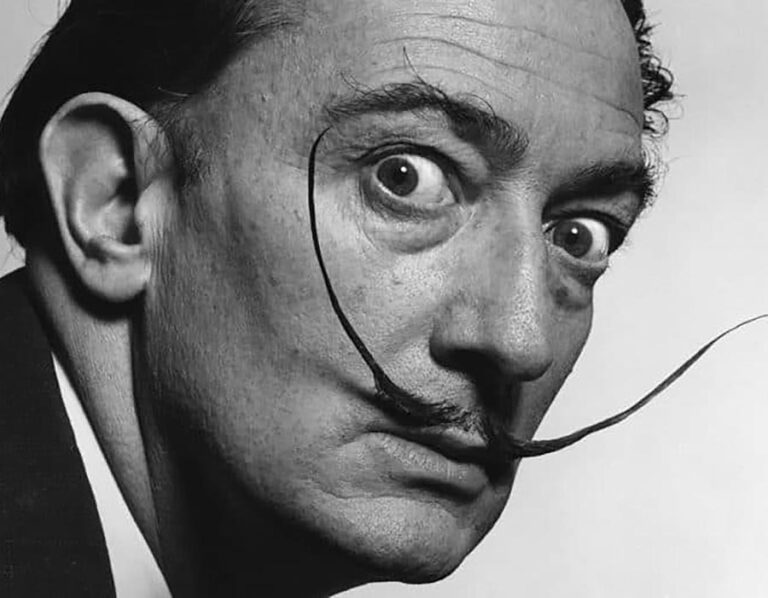 Filme sobre Dalí inova ao escalar cinco atores para interpretá-lo